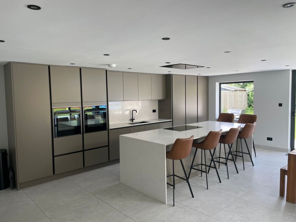 Meet one of our kitchen suppliers, Tara Neil, Woodley. - Elivate